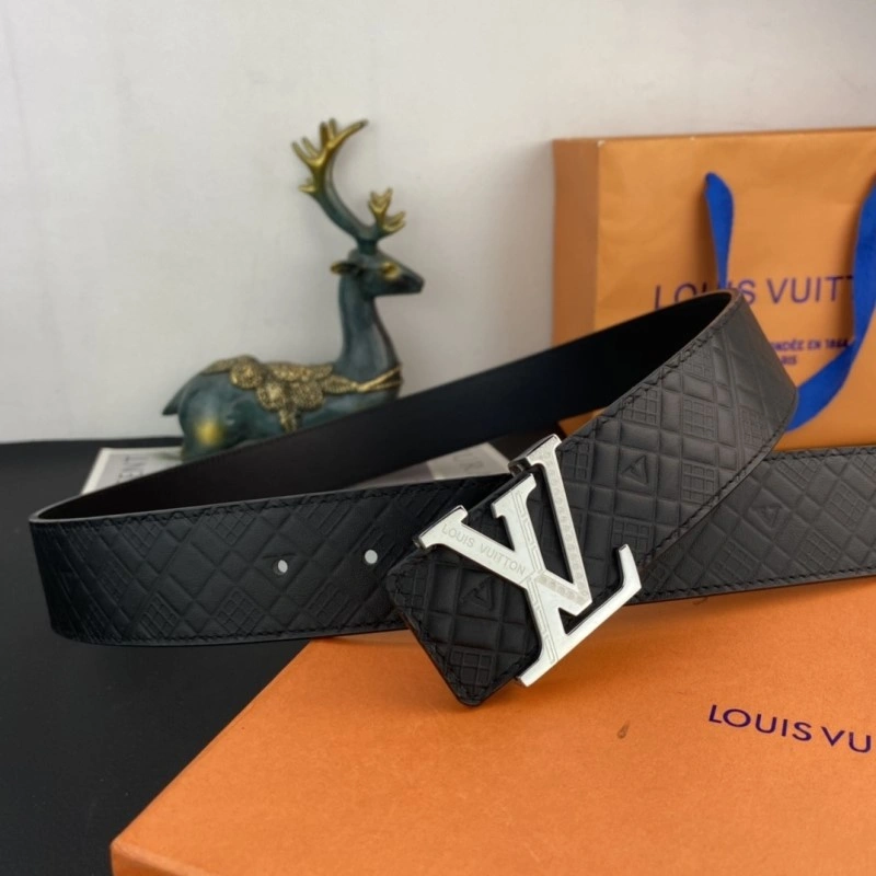 Top mirror Louis Vuitton Belts