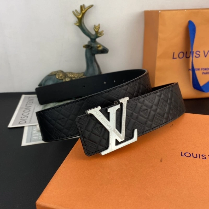 Top mirror Louis Vuitton Belts
