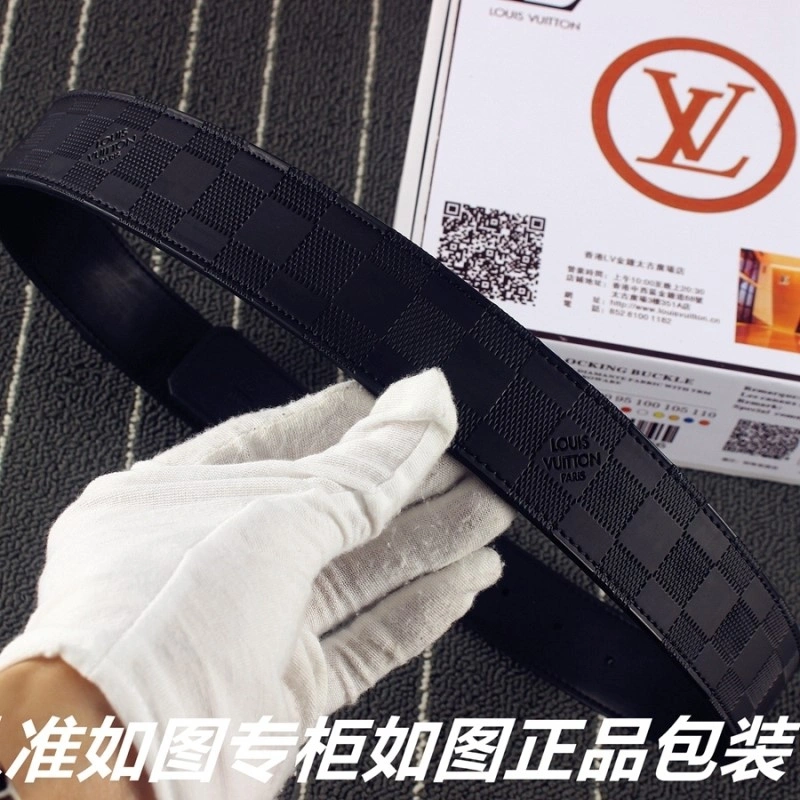Accurate model Louis Vuitton Belts