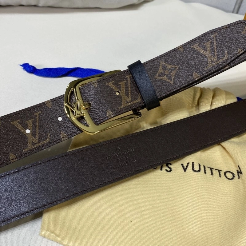 Accurate model Louis Vuitton Belts