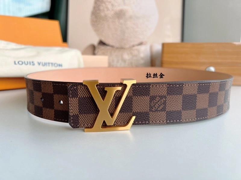 Top mirror Louis Vuitton Belts