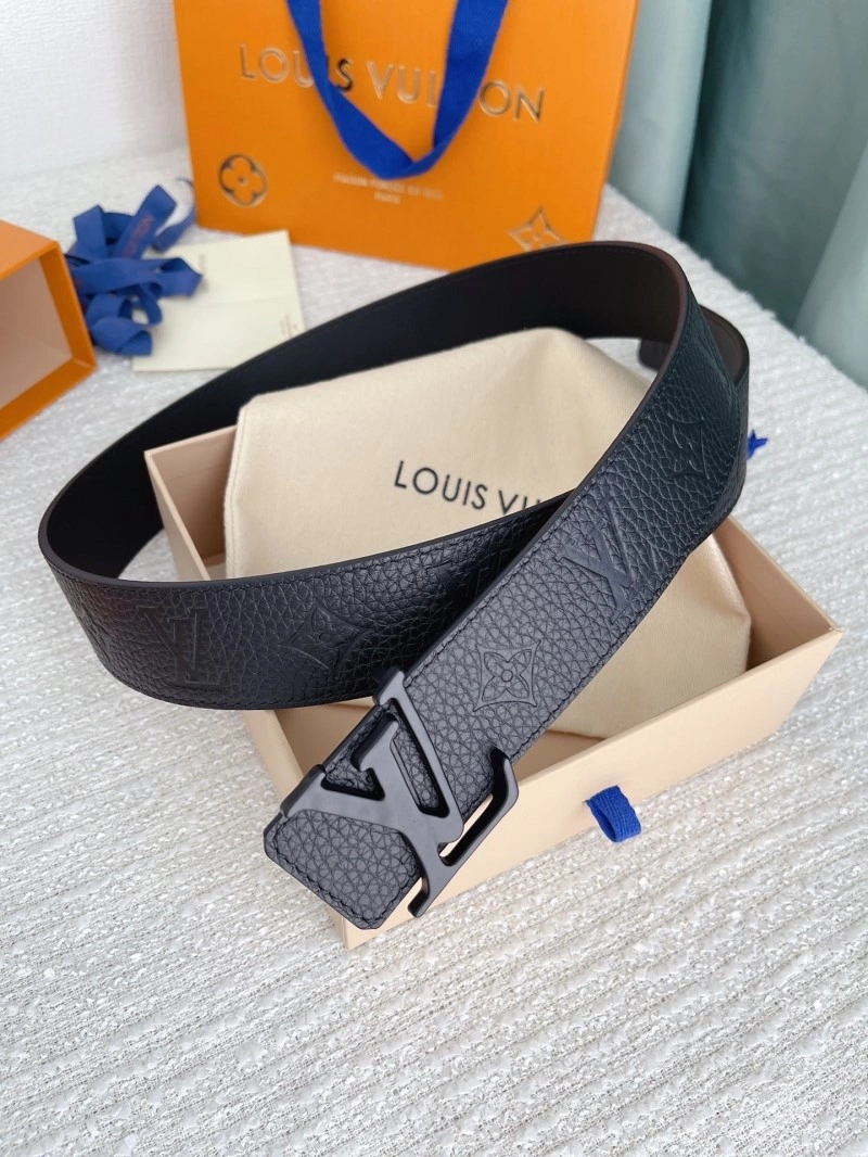 Top mirror Louis Vuitton Belts