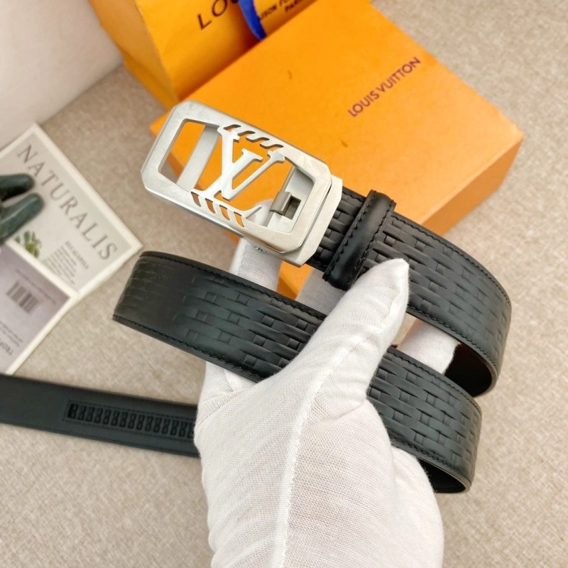 Top mirror Louis Vuitton Belts
