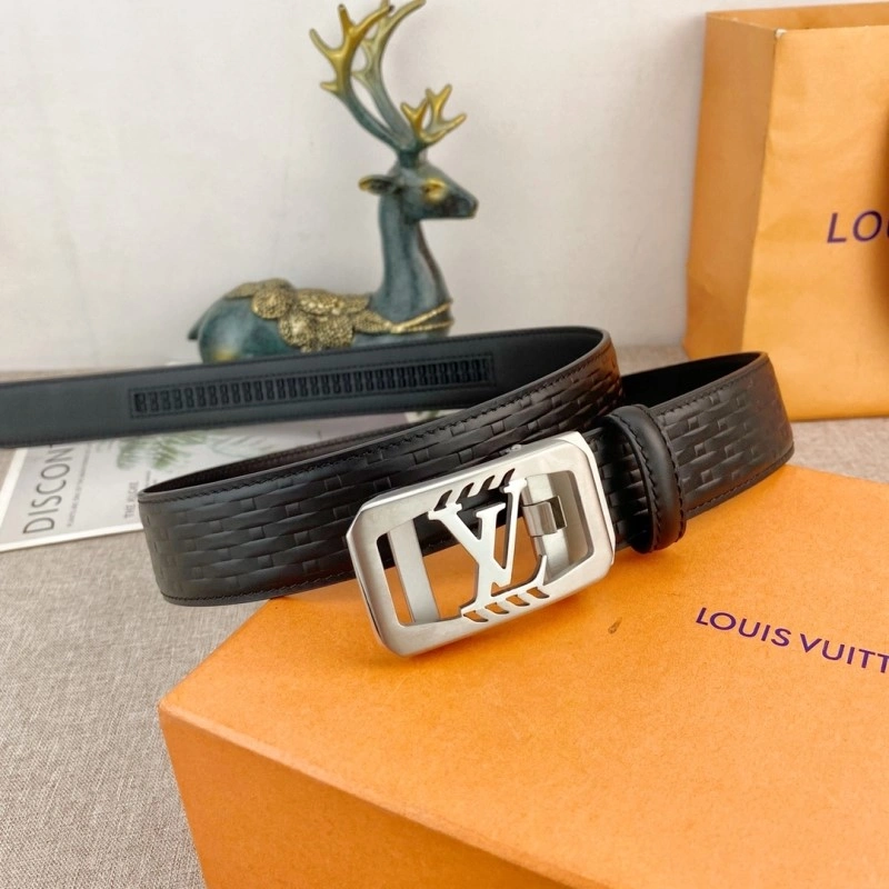 Top mirror Louis Vuitton Belts