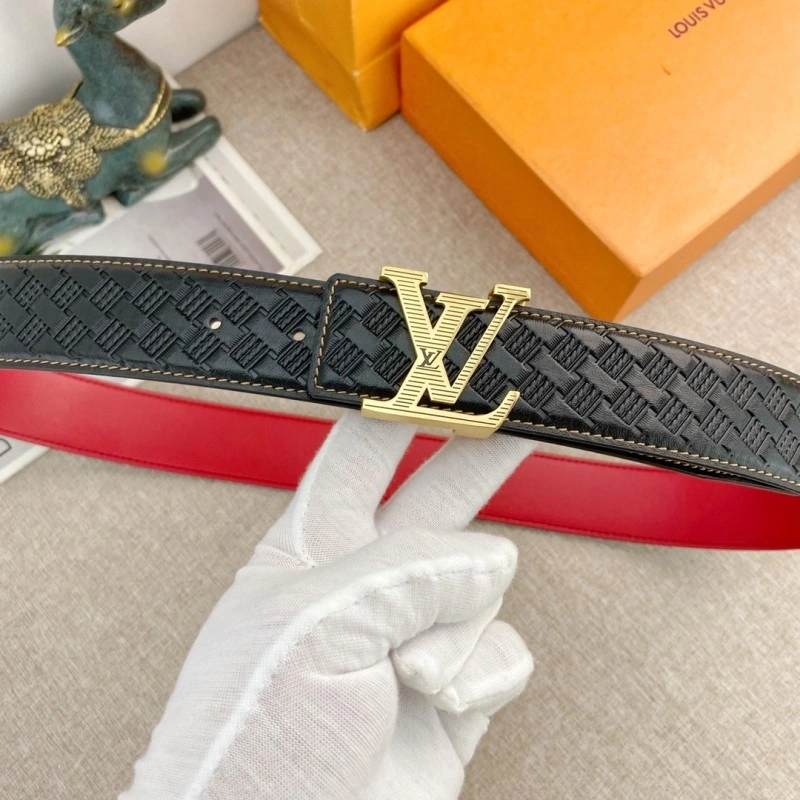 Accurate model Louis Vuitton Belts