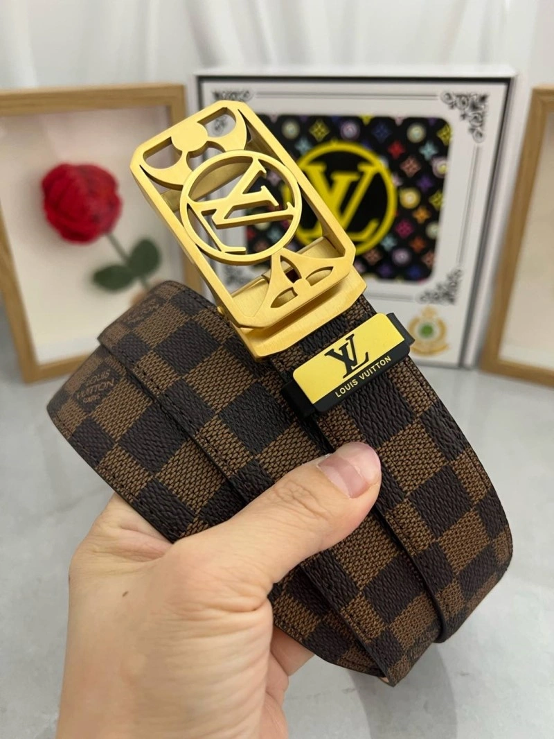 Accurate model Louis Vuitton Belts
