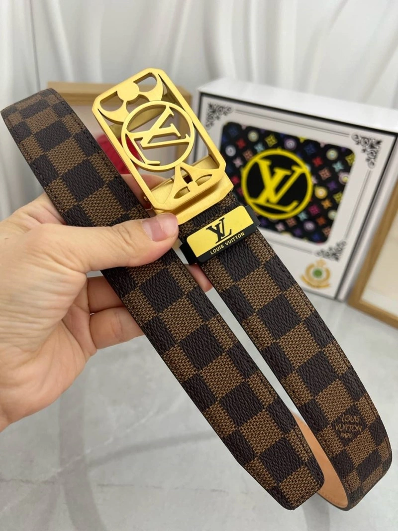Accurate model Louis Vuitton Belts
