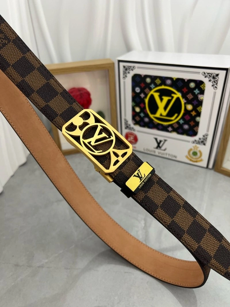 Accurate model Louis Vuitton Belts