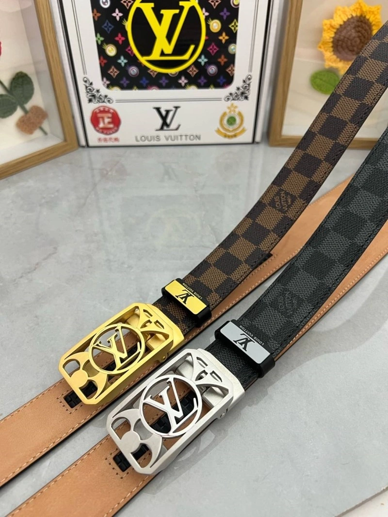 Accurate model Louis Vuitton Belts