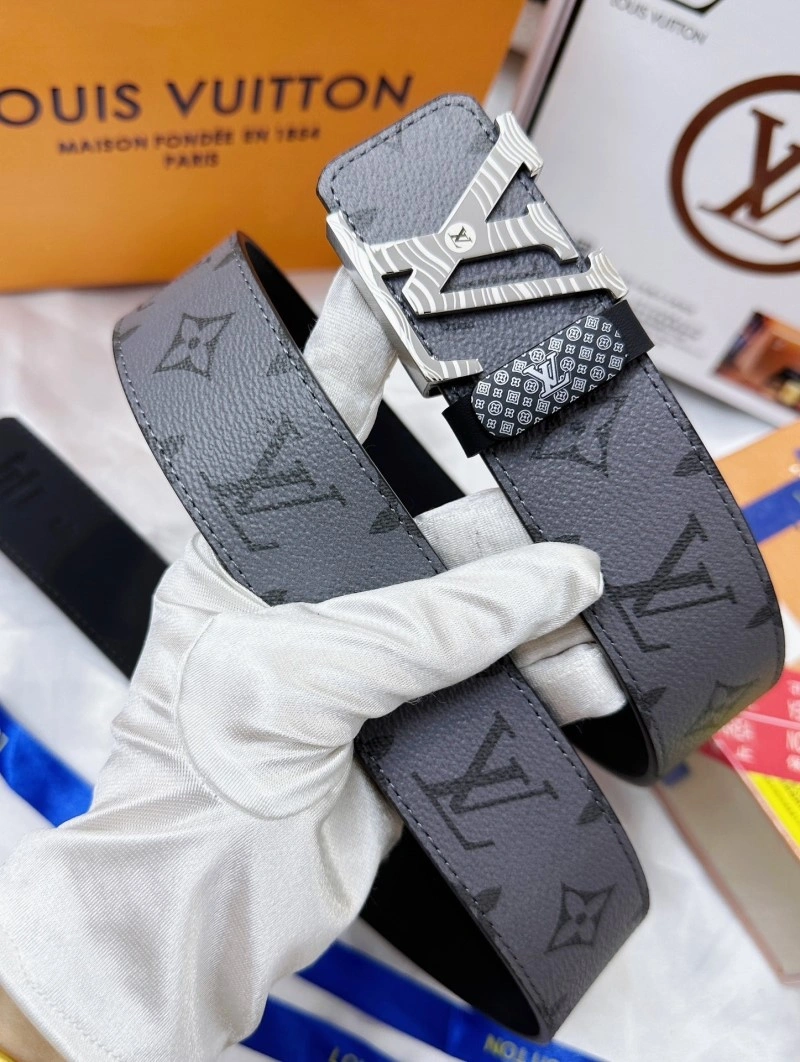 1:1 copy Louis Vuitton Belts