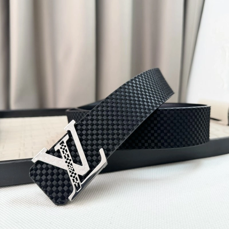 Accurate model Louis Vuitton Belts