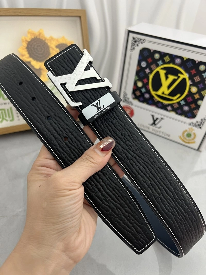 Low-cost Louis Vuitton Belts