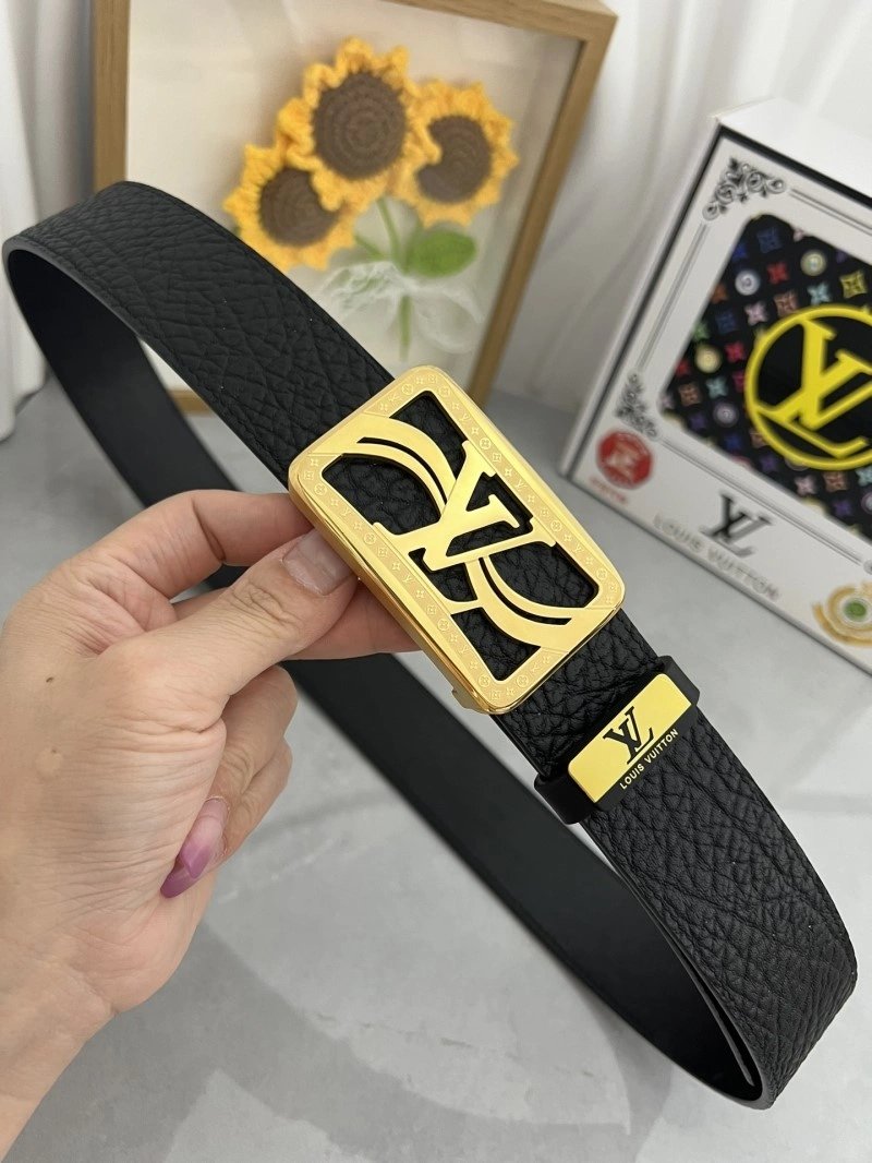 Low-cost Louis Vuitton Belts