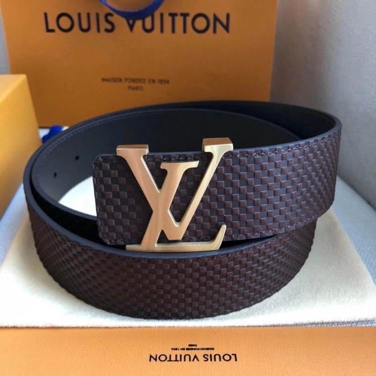 Low-cost Louis Vuitton Belts