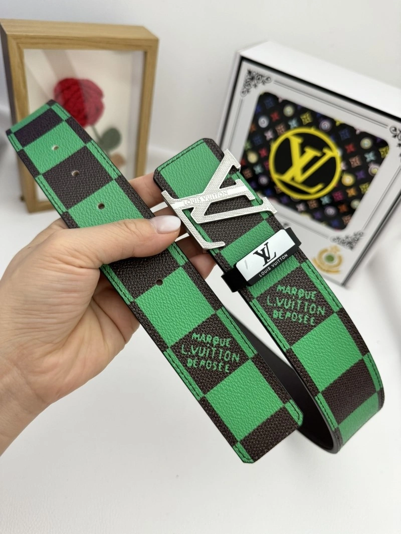 Low-cost Louis Vuitton Belts
