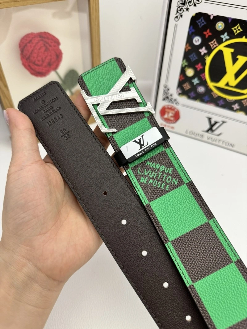 Low-cost Louis Vuitton Belts