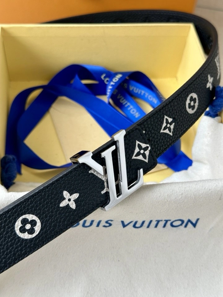 Official Louis Vuitton Belts