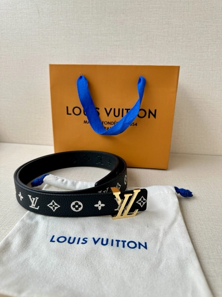 Official Louis Vuitton Belts