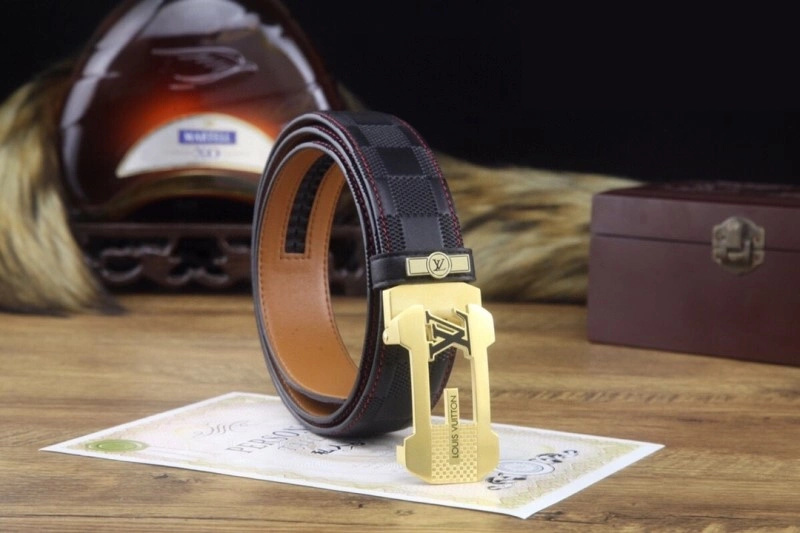 Accurate model Louis Vuitton Belts