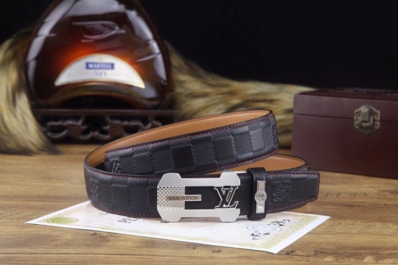 Accurate model Louis Vuitton Belts
