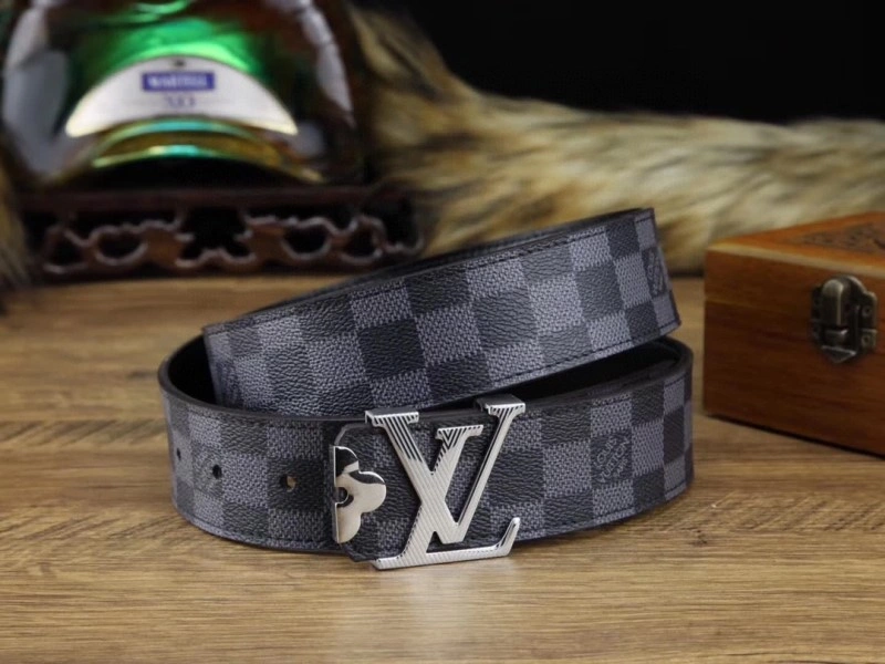 Bargain Louis Vuitton Belts