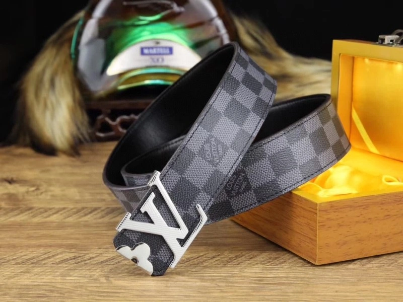Bargain Louis Vuitton Belts