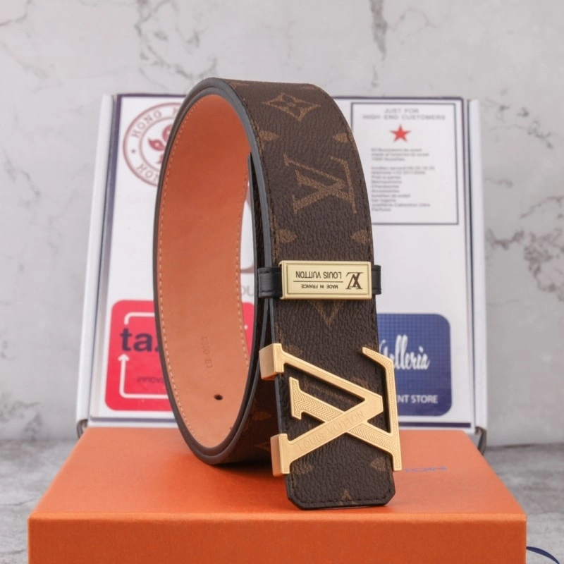 Accurate model Louis Vuitton Belts