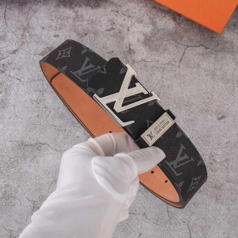 Top mirror Louis Vuitton Belts