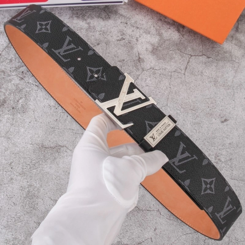 Top mirror Louis Vuitton Belts