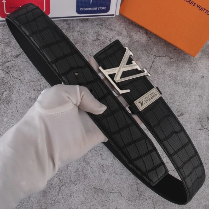 Low-cost Louis Vuitton Belts