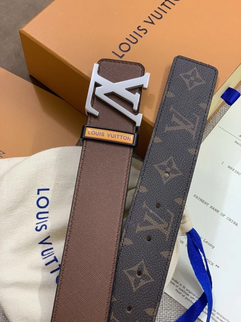 Top mirror Louis Vuitton Belts
