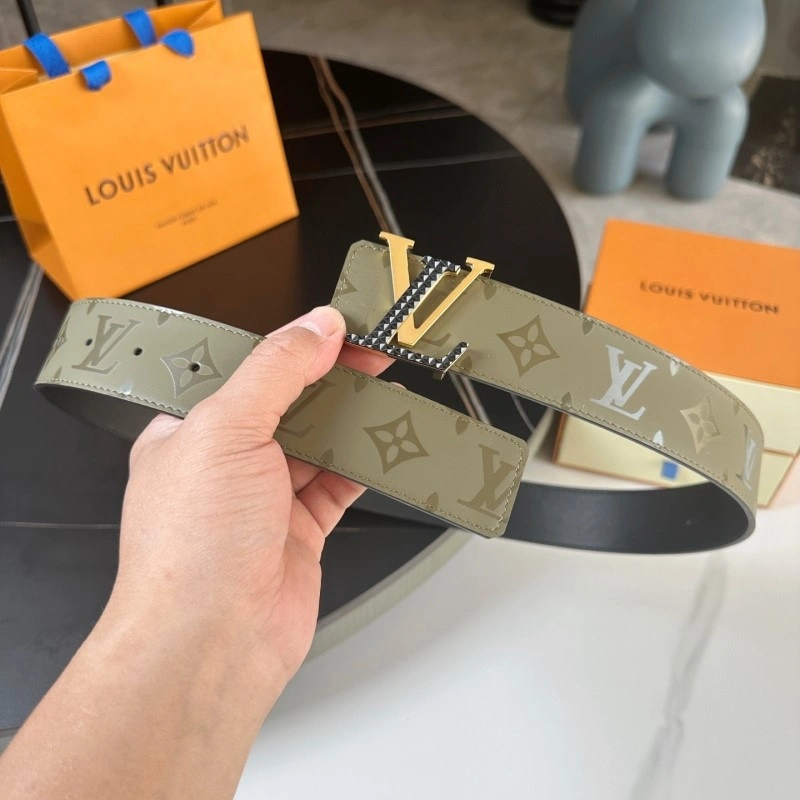 Low-cost Louis Vuitton Belts