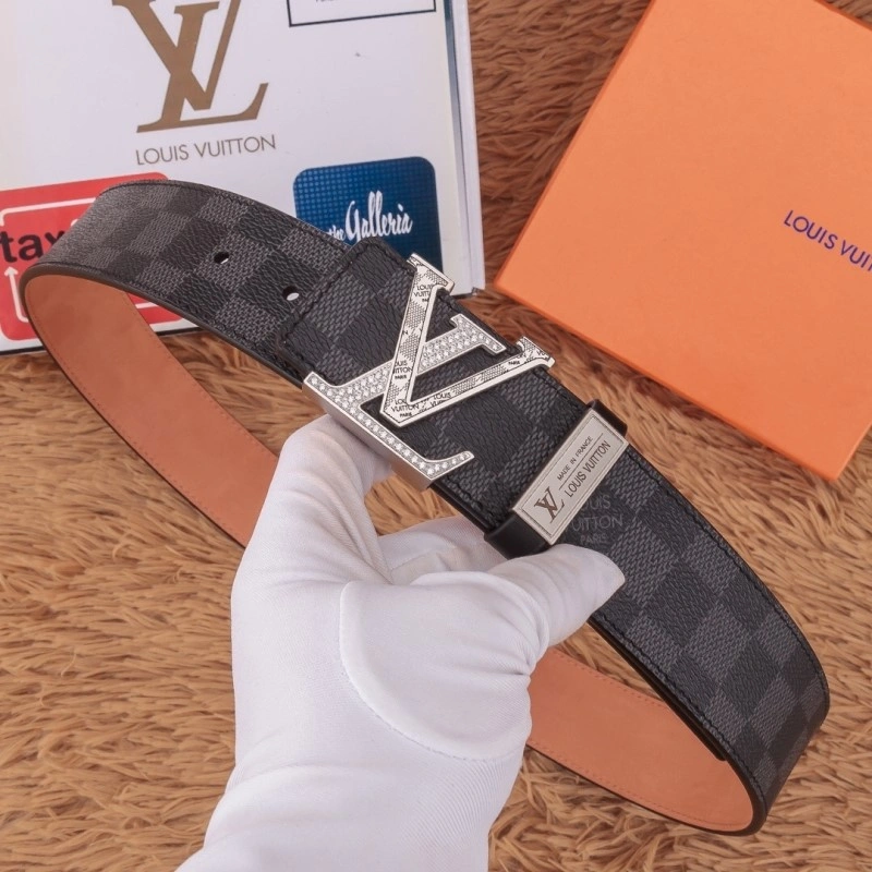 Low-cost Louis Vuitton Belts
