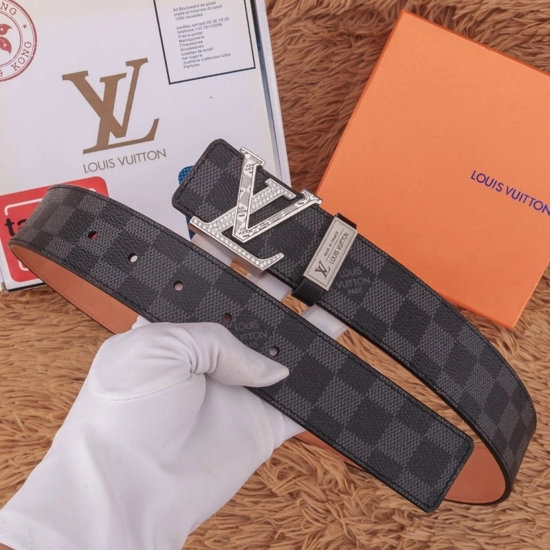 Low-cost Louis Vuitton Belts