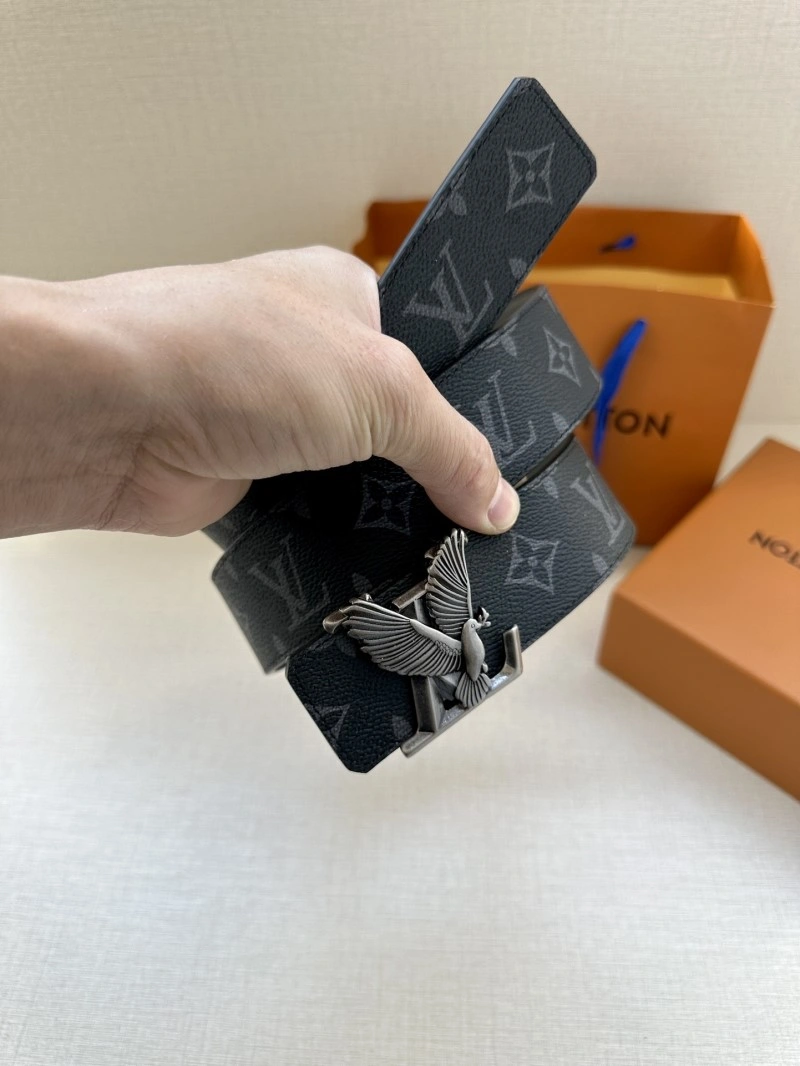 Low-cost Louis Vuitton Belts