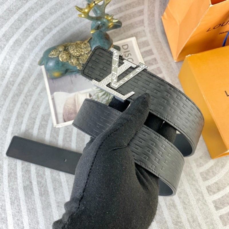 Low-cost Louis Vuitton Belts