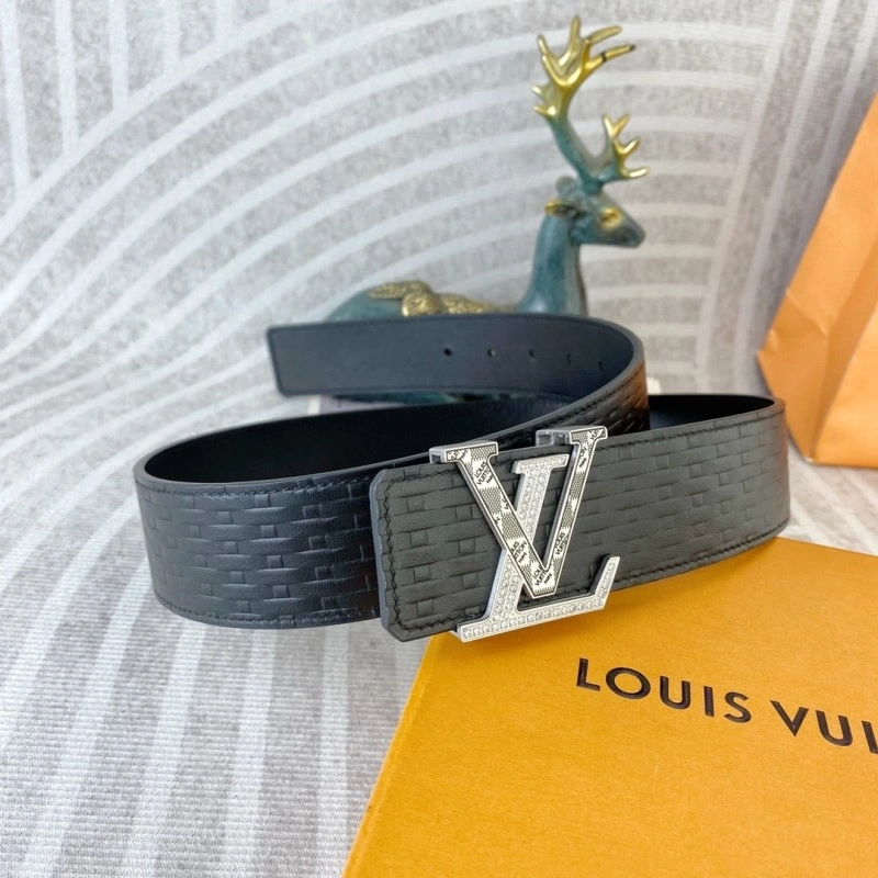 Low-cost Louis Vuitton Belts