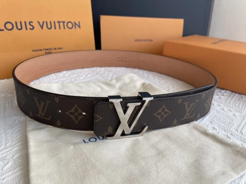 Bargain Louis Vuitton Belts