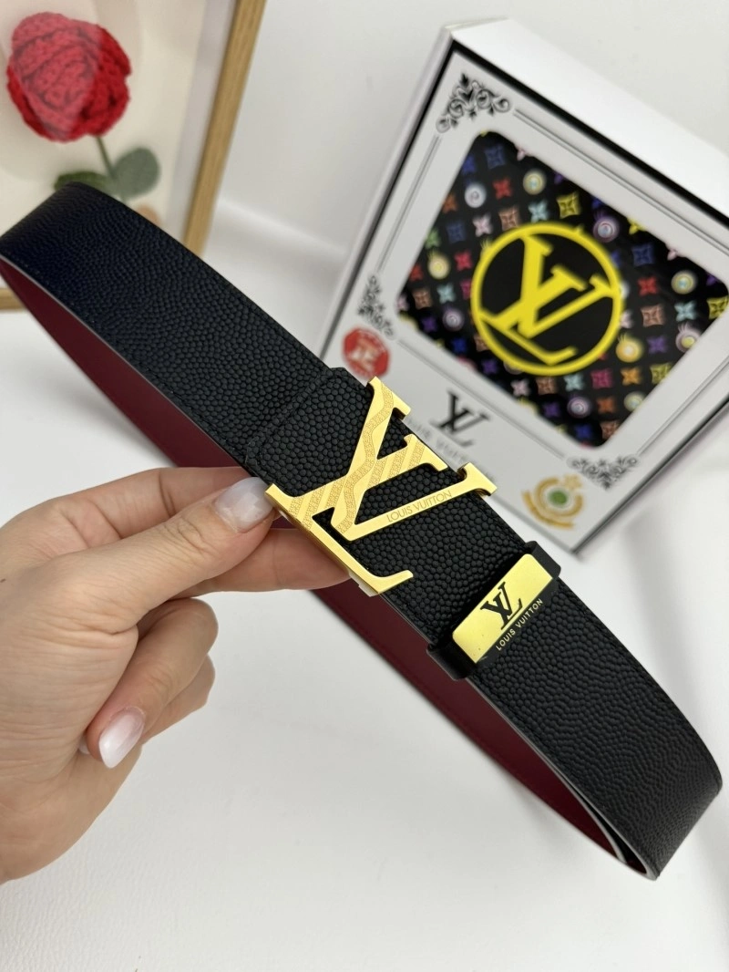 Low-cost Louis Vuitton Belts