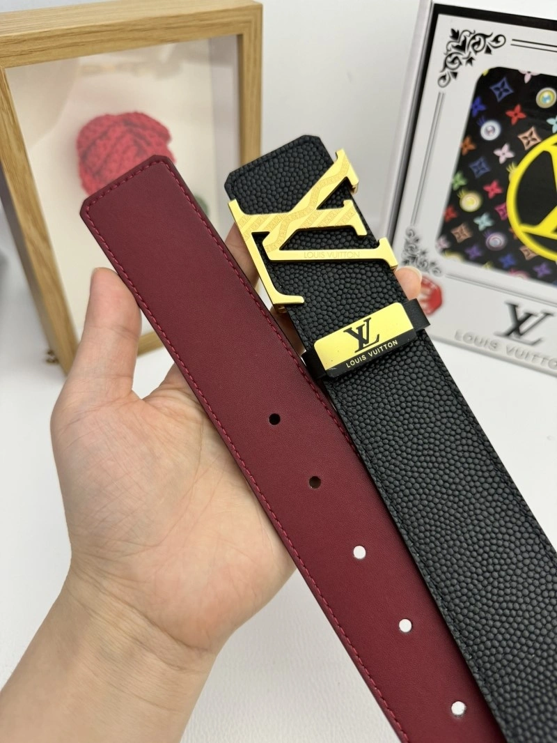 Low-cost Louis Vuitton Belts