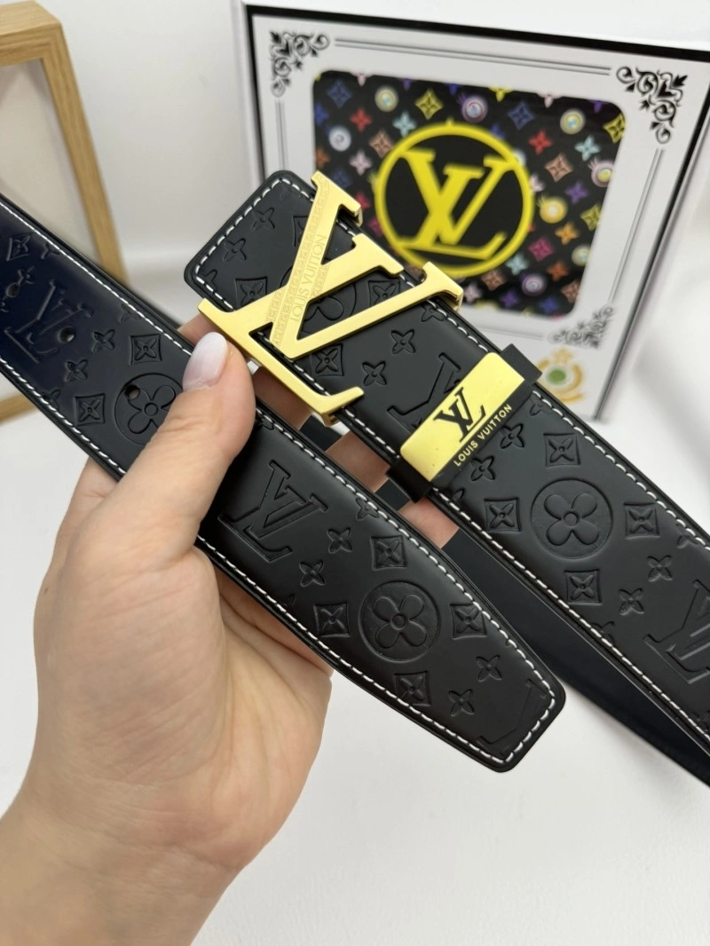 Accurate model Louis Vuitton Belts