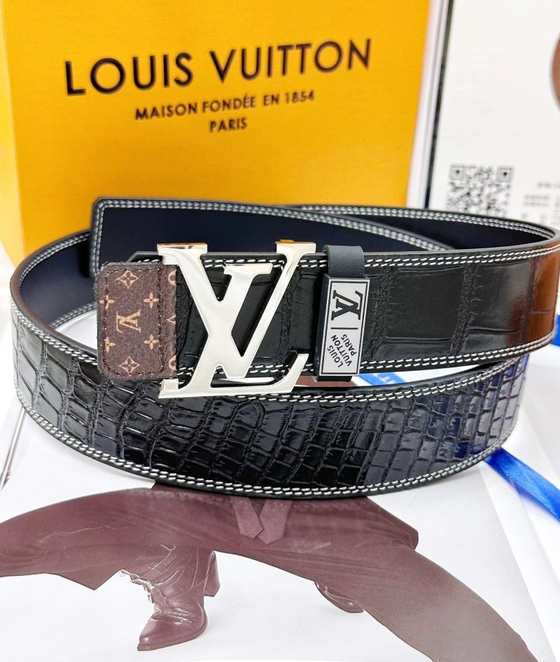 Top mirror Louis Vuitton Belts