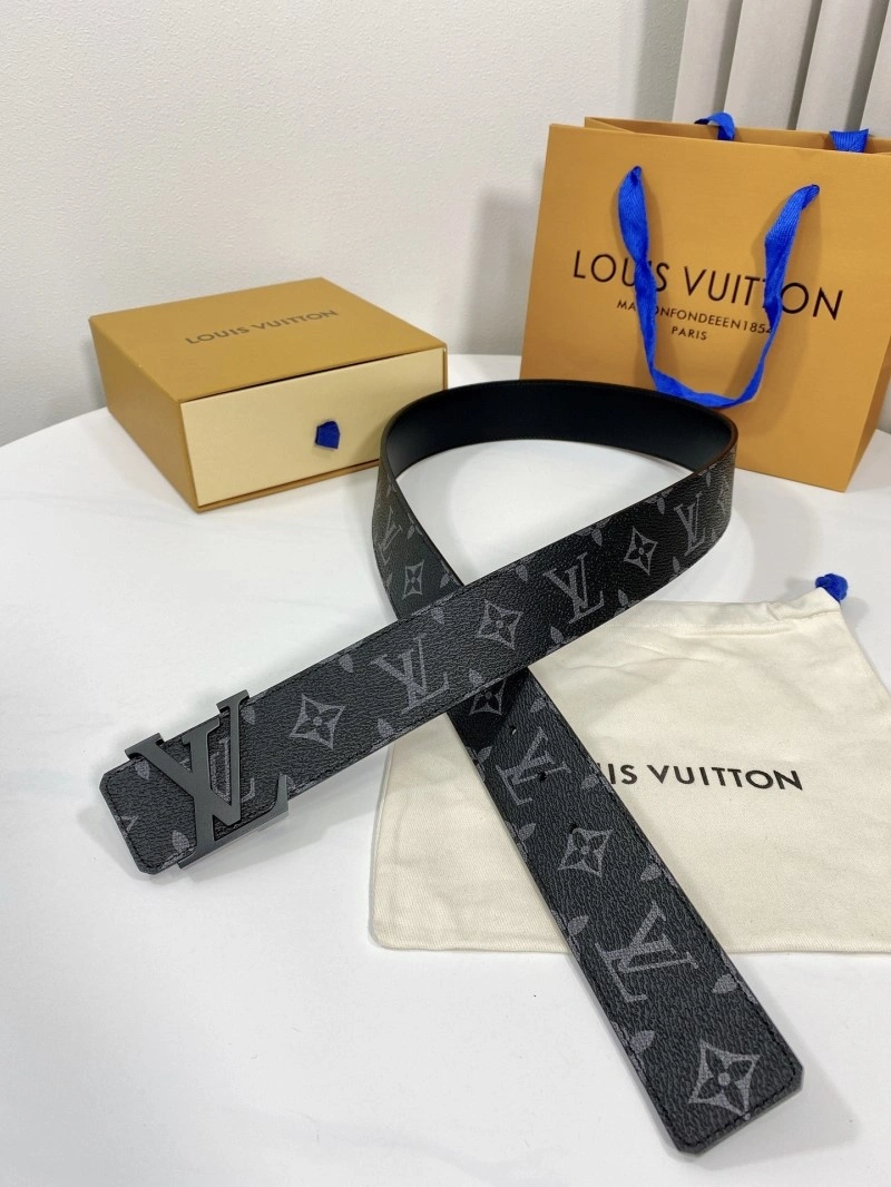 Top mirror Louis Vuitton Belts