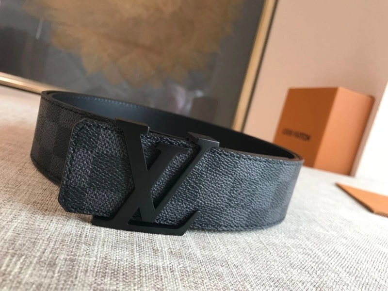 Inexpensive Louis Vuitton Belts