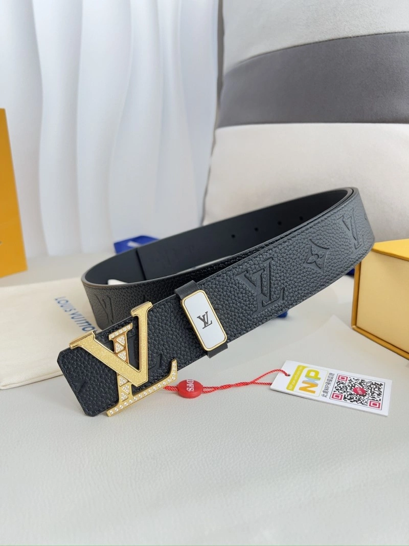 Accurate model Louis Vuitton Belts