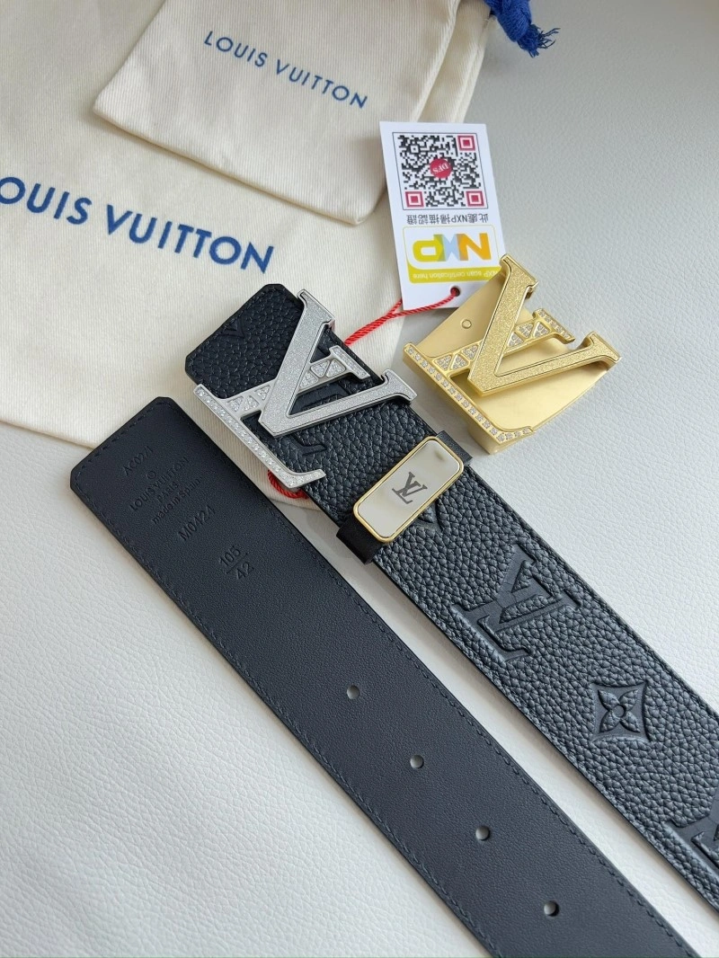 Accurate model Louis Vuitton Belts