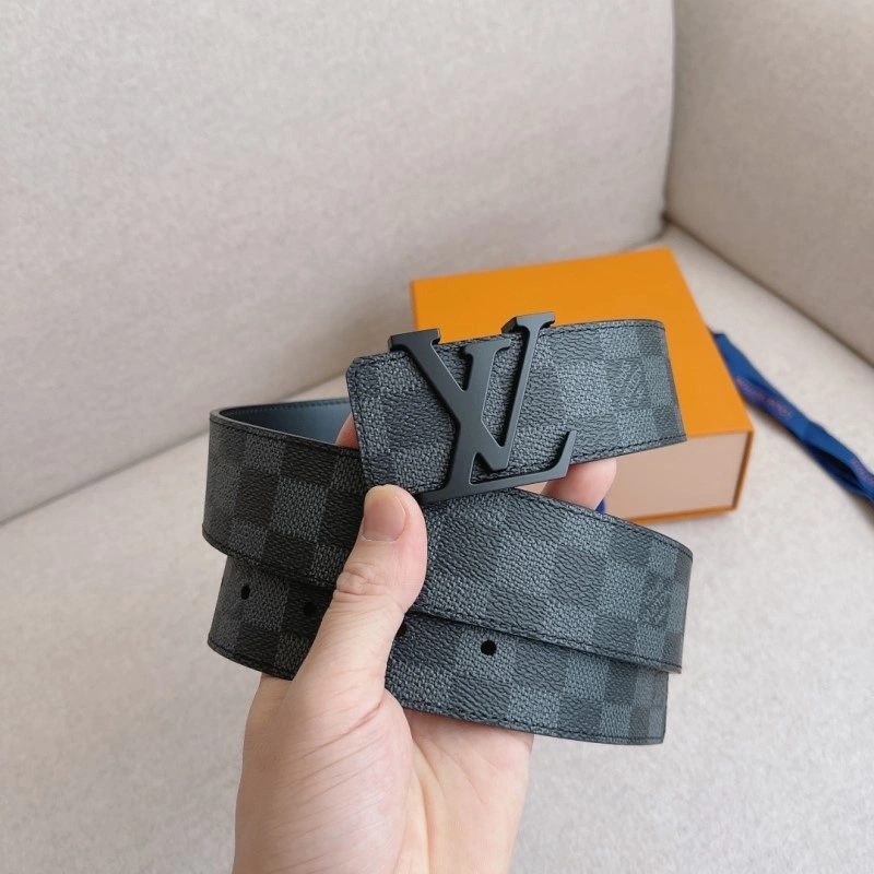 Accurate model Louis Vuitton Belts