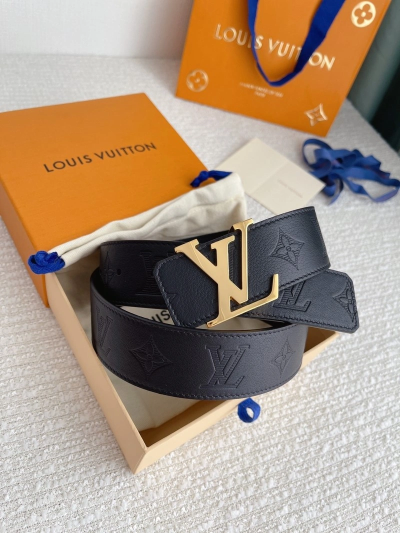 Accurate model Louis Vuitton Belts