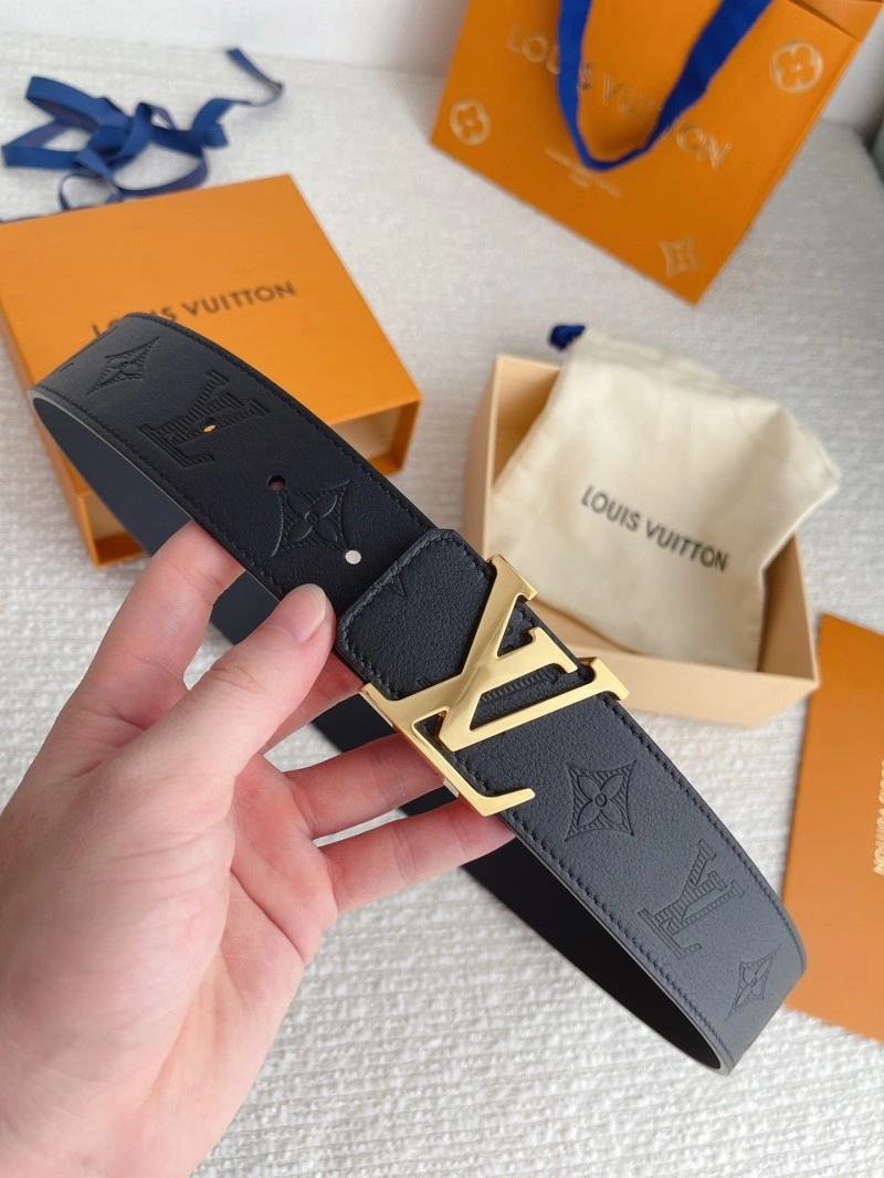 Accurate model Louis Vuitton Belts