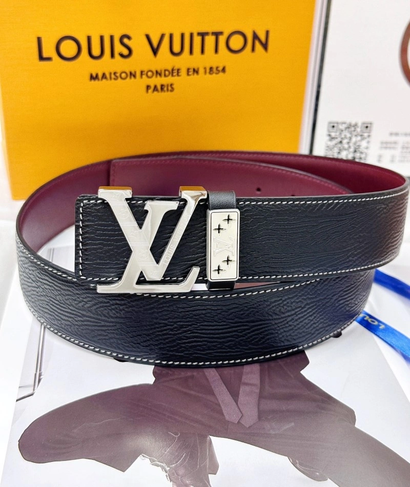 Top mirror Louis Vuitton Belts